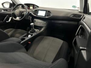 Zils Peugeot 308 2014 Jūrmala, ar dzinēja tilpumu 1.60 L un nobraukumu 214 tūkst. km par 5750 €, foto 27 vietnē AUTOMOTO.COM.LV