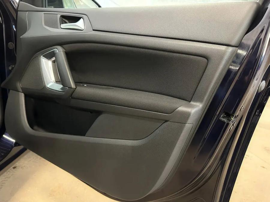 Zils Peugeot 308 2014 Jūrmala, ar dzinēja tilpumu 1.60 L un nobraukumu 214 tūkst. km par 5750 €, foto 33 vietnē AUTOMOTO.COM.LV