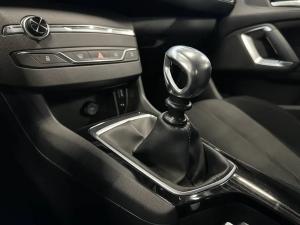 Zils Peugeot 308 2014 Jūrmala, ar dzinēja tilpumu 1.60 L un nobraukumu 214 tūkst. km par 5750 €, foto 36 vietnē AUTOMOTO.COM.LV
