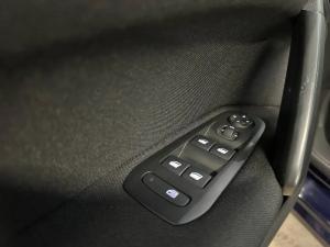 Zils Peugeot 308 2014 Jūrmala, ar dzinēja tilpumu 1.60 L un nobraukumu 214 tūkst. km par 5750 €, foto 37 vietnē AUTOMOTO.COM.LV