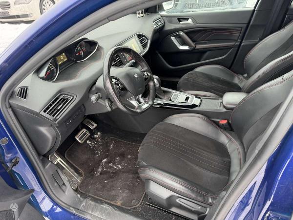 Blue Peugeot 308 2015 in Taurage, with an engine capacity of 1.20 L and mileage of 152 thousand km for 5500 €, photo 5 on AUTOMOTO.COM.LV