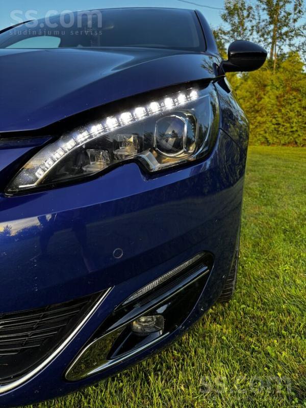 Zils Peugeot 308 2015 Bauska, ar dzinēja tilpumu 1.20 L un nobraukumu 115 tūkst. km par 7000 €, foto 1 vietnē AUTOMOTO.COM.LV