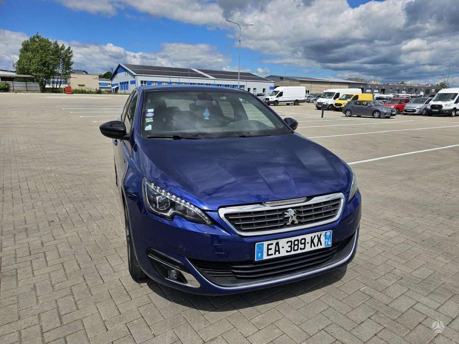 Zils Peugeot 308 2016 Tauragė, ar dzinēja tilpumu 1.20 L un nobraukumu 166 tūkst. km par 4800 €, foto 5 vietnē AUTOMOTO.COM.LV
