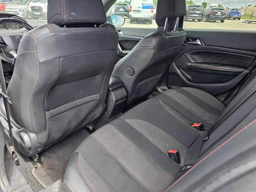 Zils Peugeot 308 2016 Tauragė, ar dzinēja tilpumu 1.20 L un nobraukumu 166 tūkst. km par 4800 €, foto 18 vietnē AUTOMOTO.COM.LV