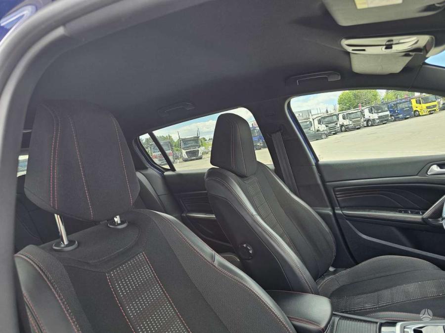 Zils Peugeot 308 2016 Tauragė, ar dzinēja tilpumu 1.20 L un nobraukumu 166 tūkst. km par 4800 €, foto 22 vietnē AUTOMOTO.COM.LV