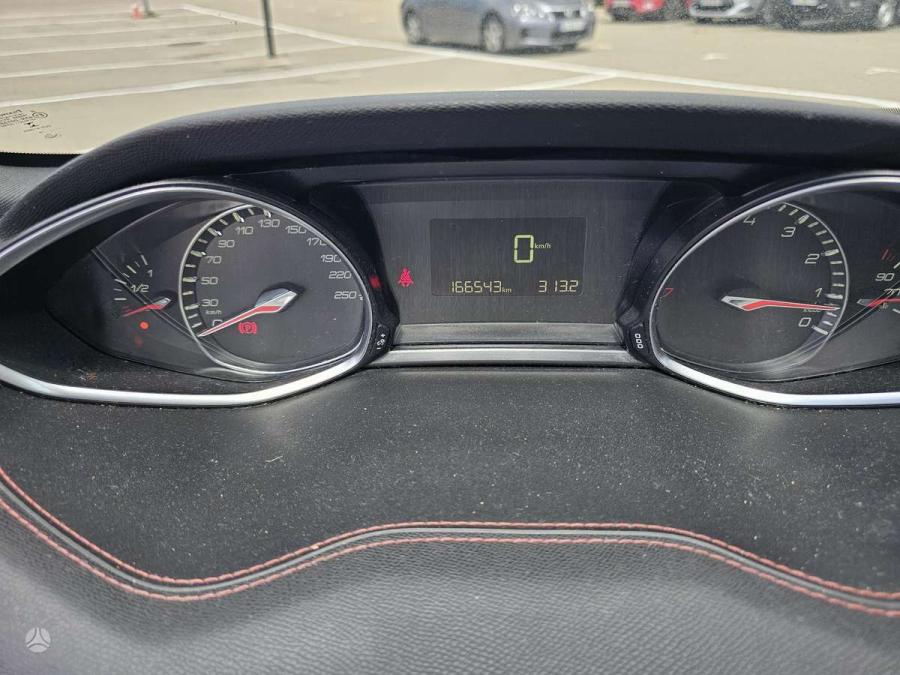 Zils Peugeot 308 2016 Tauragė, ar dzinēja tilpumu 1.20 L un nobraukumu 166 tūkst. km par 4800 €, foto 24 vietnē AUTOMOTO.COM.LV