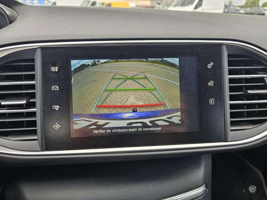 Zils Peugeot 308 2016 Tauragė, ar dzinēja tilpumu 1.20 L un nobraukumu 166 tūkst. km par 4800 €, foto 25 vietnē AUTOMOTO.COM.LV