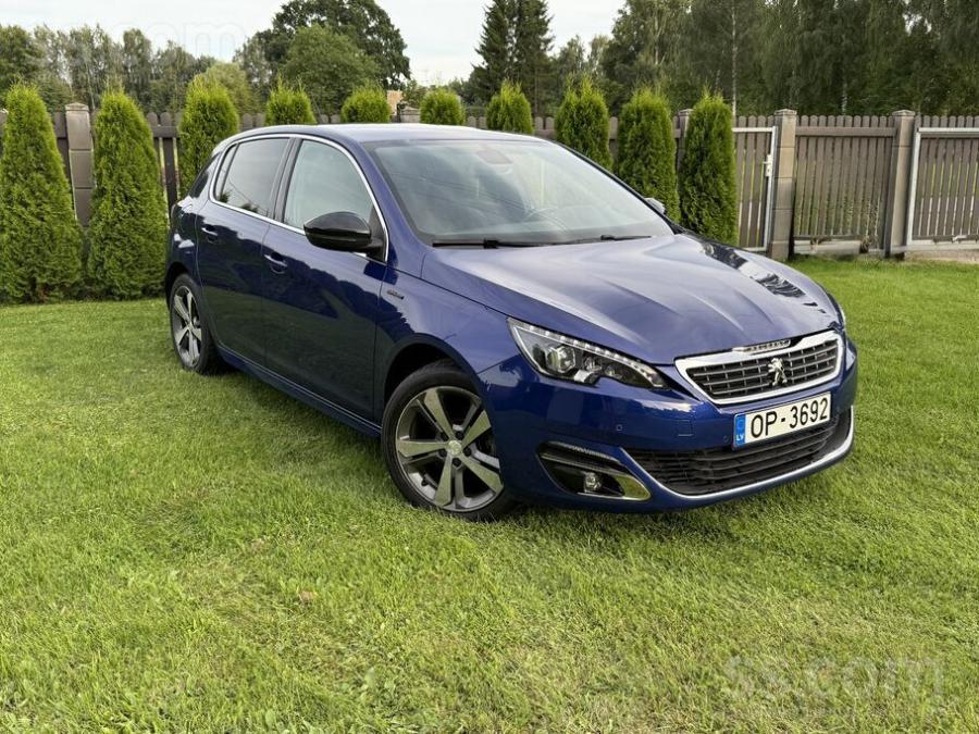 Blue Peugeot 308 2016 in Jelgava, with an engine capacity of 1.20 L and mileage of 166 thousand km for 6990 €, photo 3 on AUTOMOTO.COM.LV