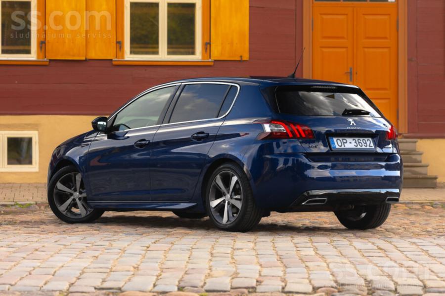 Blue Peugeot 308 2016 in Jelgava, with an engine capacity of 1.20 L and mileage of 166 thousand km for 6790 €, photo 5 on AUTOMOTO.COM.LV
