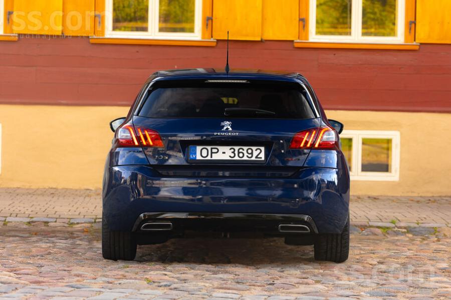 Blue Peugeot 308 2016 in Jelgava, with an engine capacity of 1.20 L and mileage of 166 thousand km for 6790 €, photo 6 on AUTOMOTO.COM.LV