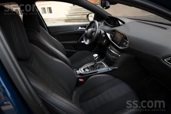 Blue Peugeot 308 2016 in Jelgava, with an engine capacity of 1.20 L and mileage of 166 thousand km for 6790 €, photo 10 on AUTOMOTO.COM.LV