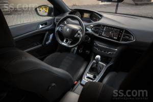 Blue Peugeot 308 2016 in Jelgava, with an engine capacity of 1.20 L and mileage of 166 thousand km for 6790 €, photo 13 on AUTOMOTO.COM.LV
