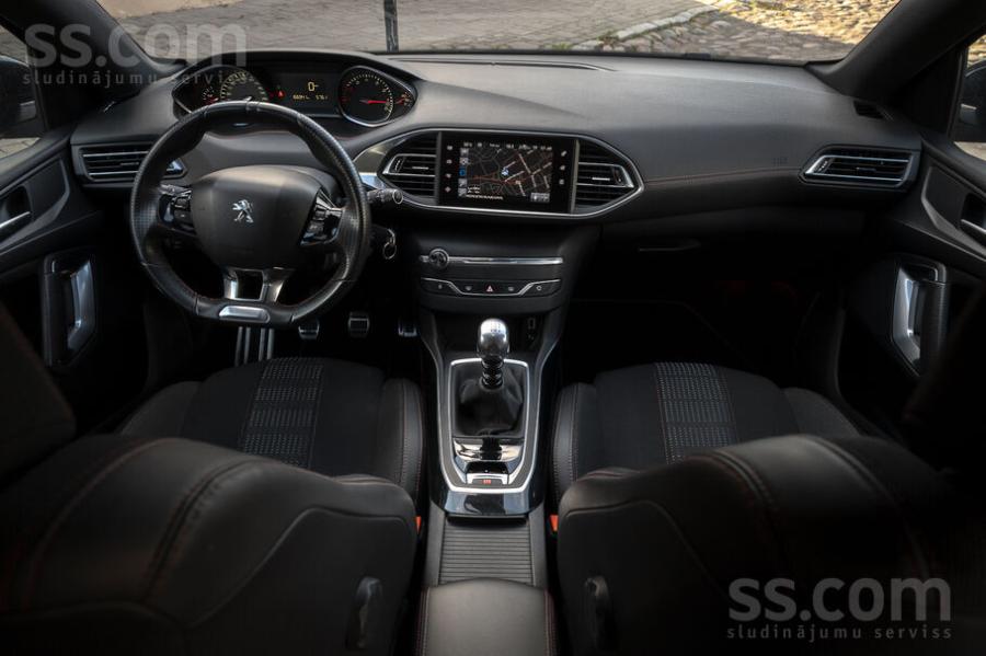 Blue Peugeot 308 2016 in Jelgava, with an engine capacity of 1.20 L and mileage of 166 thousand km for 6790 €, photo 14 on AUTOMOTO.COM.LV