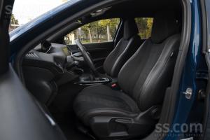 Blue Peugeot 308 2016 in Jelgava, with an engine capacity of 1.20 L and mileage of 166 thousand km for 6790 €, photo 16 on AUTOMOTO.COM.LV