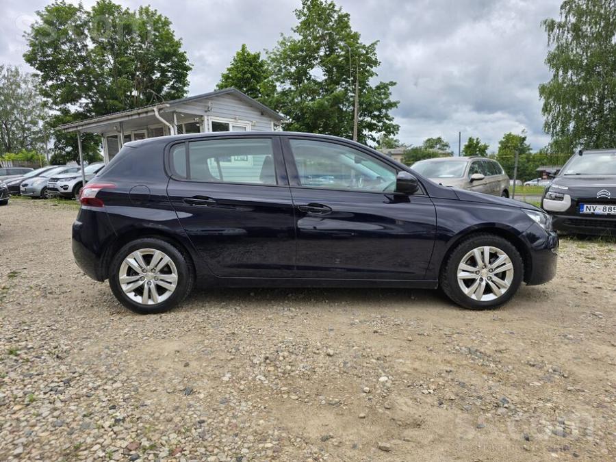 Blue Peugeot 308 2017 in Rezekne, with an engine capacity of 1.60 L and mileage of 0 thousand km for 5950 €, photo 2 on AUTOMOTO.COM.LV