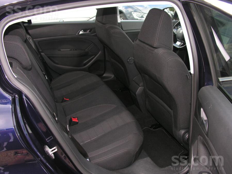 Zils Peugeot 308 2017 Rīga, ar dzinēja tilpumu 1.20 L un nobraukumu 196 tūkst. km par 5950 €, foto 9 vietnē AUTOMOTO.COM.LV
