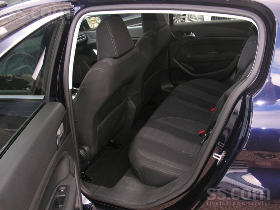 Zils Peugeot 308 2017 Rīga, ar dzinēja tilpumu 1.20 L un nobraukumu 196 tūkst. km par 5950 €, foto 10 vietnē AUTOMOTO.COM.LV
