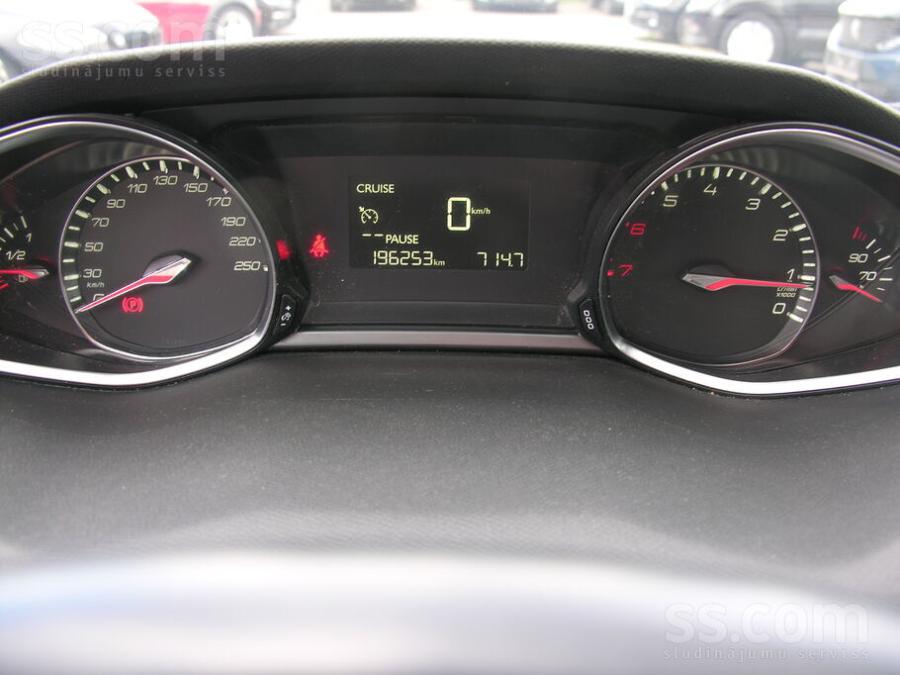 Zils Peugeot 308 2017 Rīga, ar dzinēja tilpumu 1.20 L un nobraukumu 196 tūkst. km par 5950 €, foto 15 vietnē AUTOMOTO.COM.LV