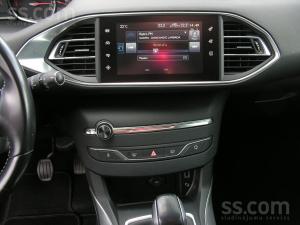 Zils Peugeot 308 2017 Rīga, ar dzinēja tilpumu 1.20 L un nobraukumu 196 tūkst. km par 5950 €, foto 16 vietnē AUTOMOTO.COM.LV