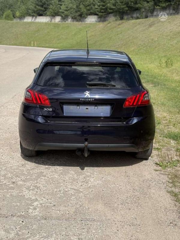 Синий Пежо 308 2018 в Вильнюс, объемом двигателя 1.20 л и пробегом 170 тыс. км за 4300 €, фото 5 на AUTOMOTO.COM.LV
