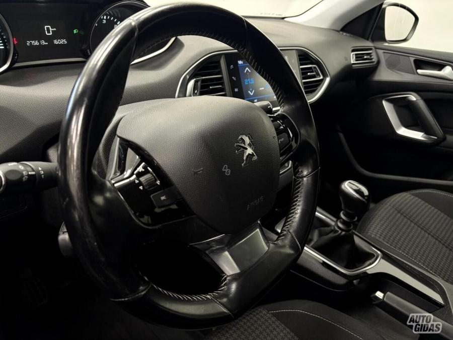 Blue Peugeot 308 2019 in Vilnius, with an engine capacity of 1.50 L and mileage of 276 thousand km for 7300 €, photo 9 on AUTOMOTO.COM.LV