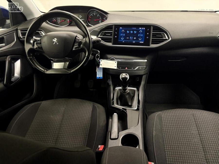 Blue Peugeot 308 2019 in Vilnius, with an engine capacity of 1.50 L and mileage of 276 thousand km for 7300 €, photo 24 on AUTOMOTO.COM.LV