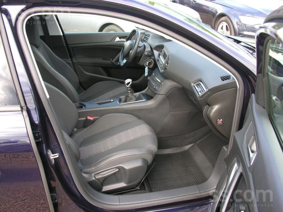 Zils Peugeot 308 2019 Rīga, ar dzinēja tilpumu 1.50 L un nobraukumu 142 tūkst. km par 5950 €, foto 7 vietnē AUTOMOTO.COM.LV