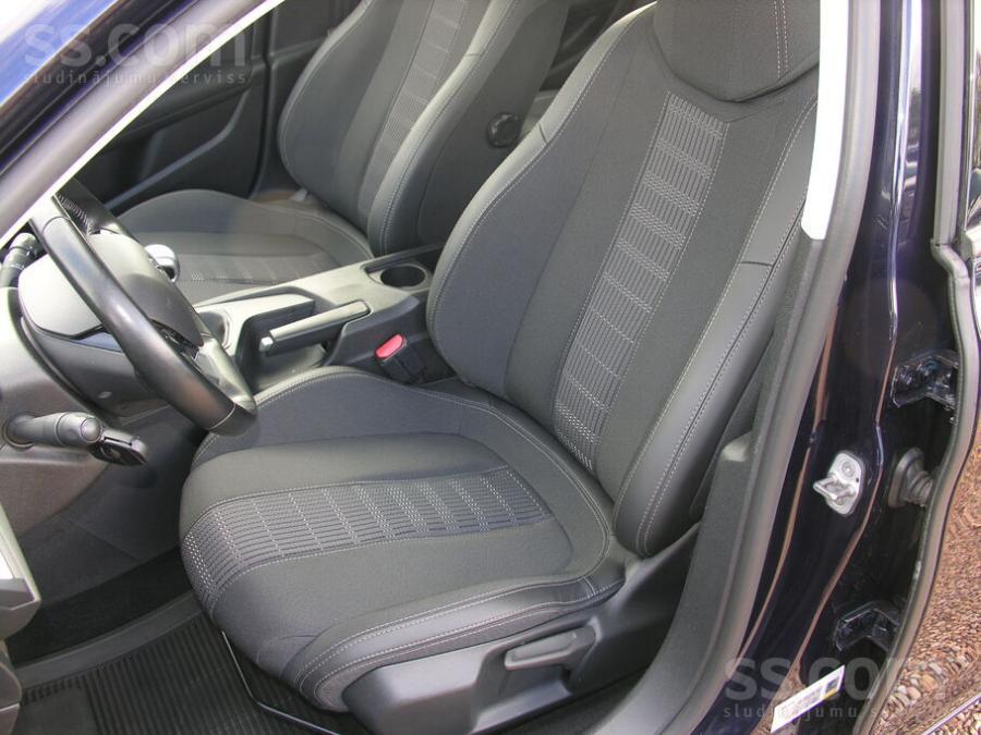 Zils Peugeot 308 2019 Rīga, ar dzinēja tilpumu 1.50 L un nobraukumu 142 tūkst. km par 5950 €, foto 12 vietnē AUTOMOTO.COM.LV