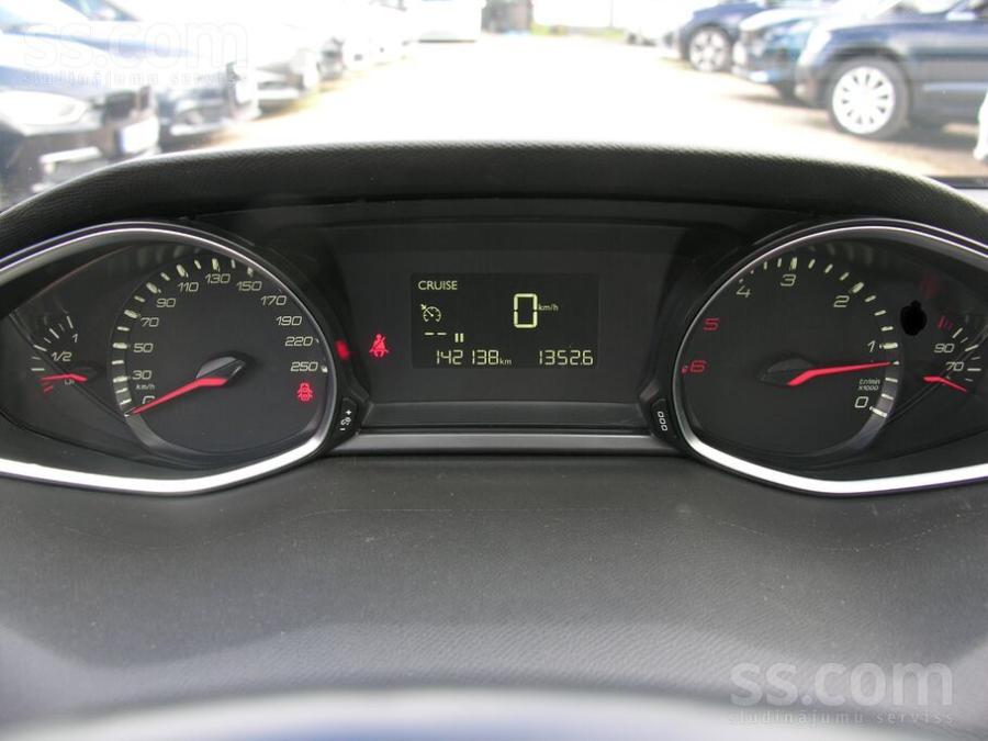 Zils Peugeot 308 2019 Rīga, ar dzinēja tilpumu 1.50 L un nobraukumu 142 tūkst. km par 5950 €, foto 13 vietnē AUTOMOTO.COM.LV