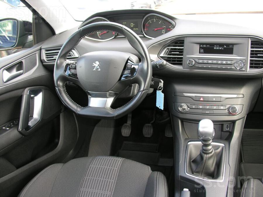 Zils Peugeot 308 2019 Rīga, ar dzinēja tilpumu 1.50 L un nobraukumu 142 tūkst. km par 5950 €, foto 17 vietnē AUTOMOTO.COM.LV