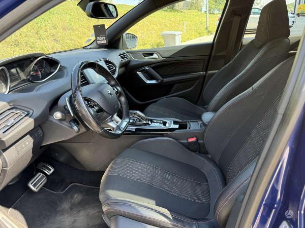 Peugeot 308 2019 Viļņa vietnē Zils Peugeot 308 2019 Viļņa, ar dzinēja tilpumu 1.20 L un nobraukumu 128 tūkst. km par 6700 €, foto 10 vietnē AUTOMOTO.COM.LV
