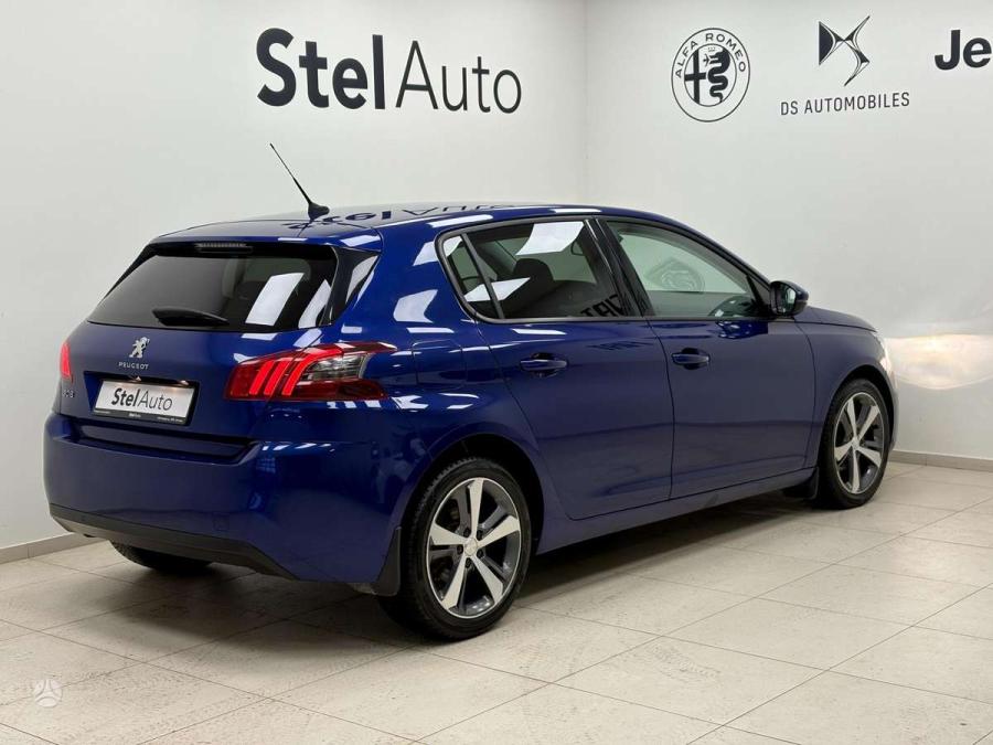 Zils Peugeot 308 2020 Viļņa, ar dzinēja tilpumu 1.50 L un nobraukumu 56 tūkst. km par 11000 €, foto 5 vietnē AUTOMOTO.COM.LV