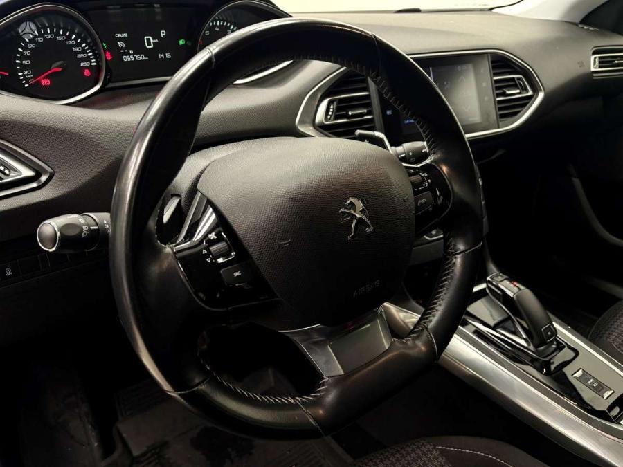 Zils Peugeot 308 2020 Viļņa, ar dzinēja tilpumu 1.50 L un nobraukumu 56 tūkst. km par 11000 €, foto 12 vietnē AUTOMOTO.COM.LV