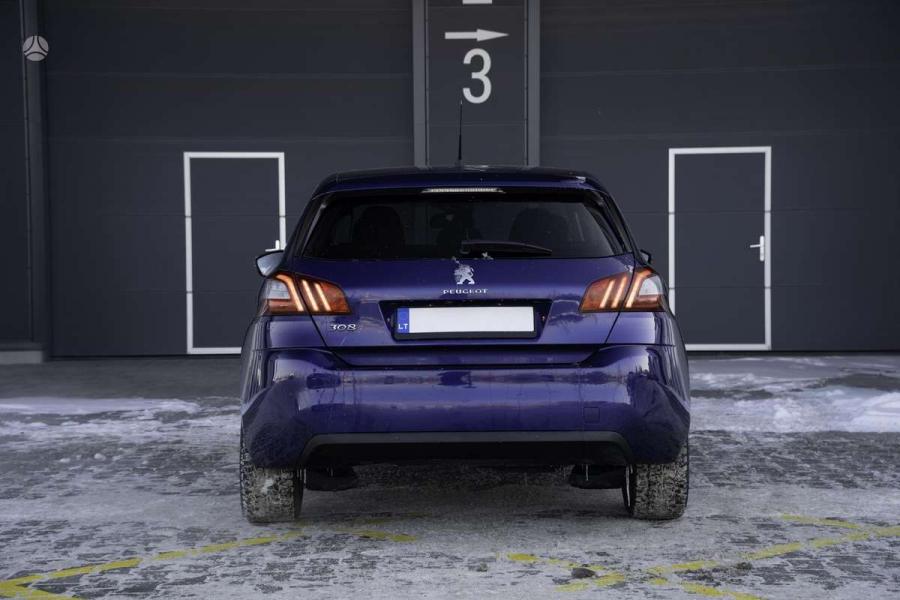Blue Peugeot 308 2020 in Vilnius, with an engine capacity of 1.50 L and mileage of 99 thousand km for 7899 €, photo 3 on AUTOMOTO.COM.LV