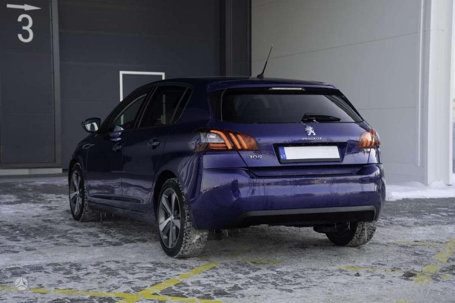 Blue Peugeot 308 2020 in Vilnius, with an engine capacity of 1.50 L and mileage of 99 thousand km for 7899 €, photo 5 on AUTOMOTO.COM.LV