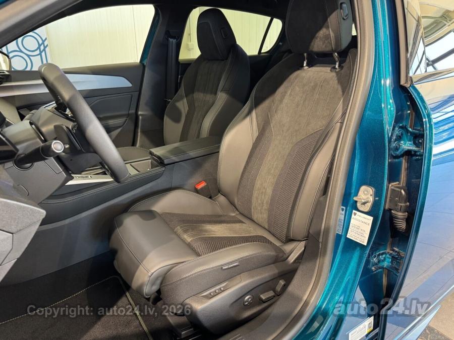 Blue Peugeot 308 2025 in Tallinn, with an engine capacity of 1.50 L and mileage of 14 thousand km for 26900 €, photo 8 on AUTOMOTO.COM.LV