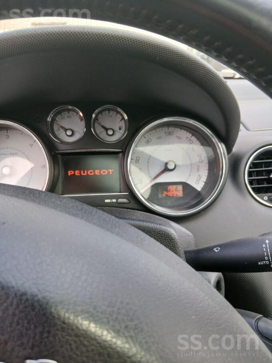 Blue Peugeot 308 2011 in Riga, with an engine capacity of 2.00 L and mileage of 248 thousand km for 3200 €, photo 3 on AUTOMOTO.COM.LV