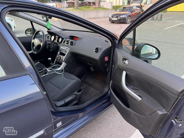 Zils Peugeot 308 2008 Viļņa, ar dzinēja tilpumu 1.60 L un nobraukumu 180 tūkst. km par 2500 €, foto 10 vietnē AUTOMOTO.COM.LV