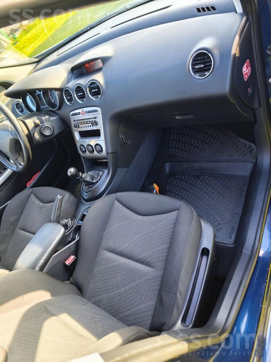 Zils Peugeot 308 2010 Rīga, ar dzinēja tilpumu 1.60 L un nobraukumu 279 tūkst. km par 2500 €, foto 4 vietnē AUTOMOTO.COM.LV