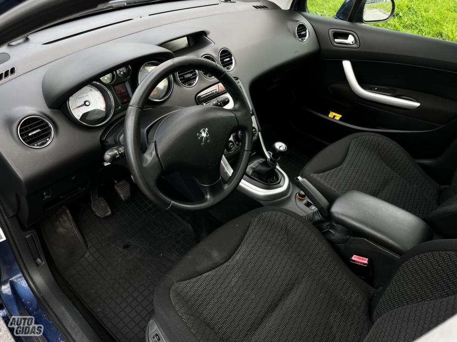 Zils Peugeot 308 2010 Panevēža, ar dzinēja tilpumu 1.60 L un nobraukumu 188 tūkst. km par 2000 €, foto 9 vietnē AUTOMOTO.COM.LV