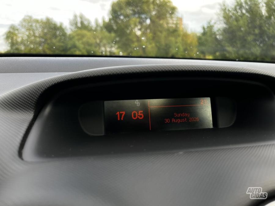 Zils Peugeot 308 2010 Panevēža, ar dzinēja tilpumu 1.60 L un nobraukumu 188 tūkst. km par 2000 €, foto 12 vietnē AUTOMOTO.COM.LV