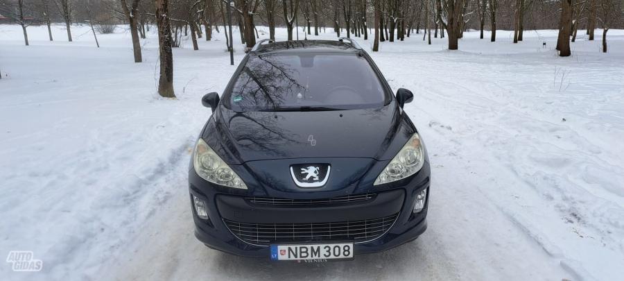 Zils Peugeot 308 2011 Viļņa, ar dzinēja tilpumu 1.60 L un nobraukumu 108 tūkst. km par 3550 €, foto 2 vietnē AUTOMOTO.COM.LV