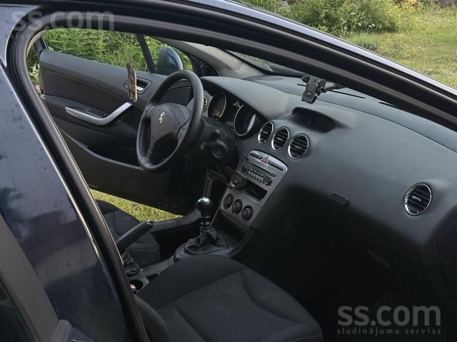 Zils Peugeot 308 2011 Aizkraukle, ar dzinēja tilpumu 1.60 L un nobraukumu 256 tūkst. km par 2850 €, foto 5 vietnē AUTOMOTO.COM.LV
