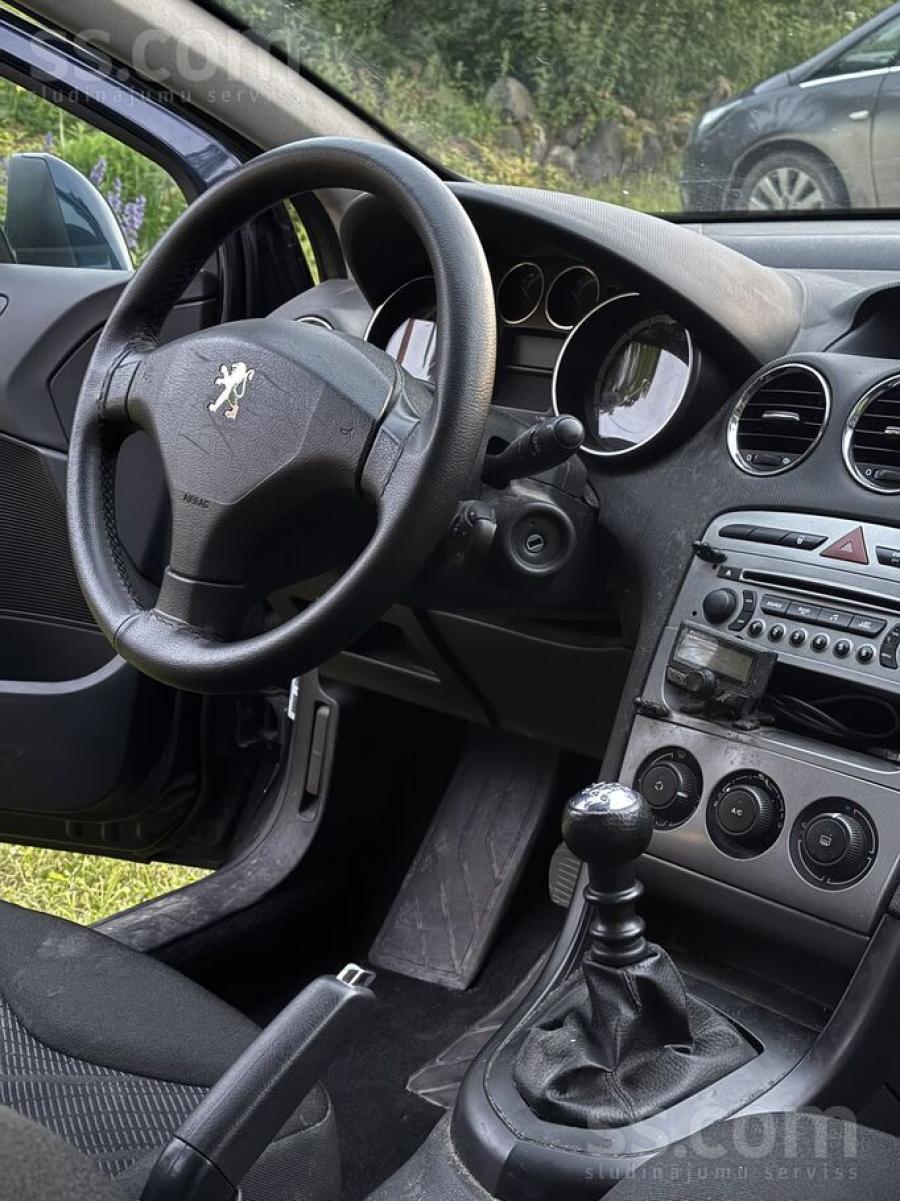Zils Peugeot 308 2011 Aizkraukle, ar dzinēja tilpumu 1.60 L un nobraukumu 256 tūkst. km par 2850 €, foto 6 vietnē AUTOMOTO.COM.LV