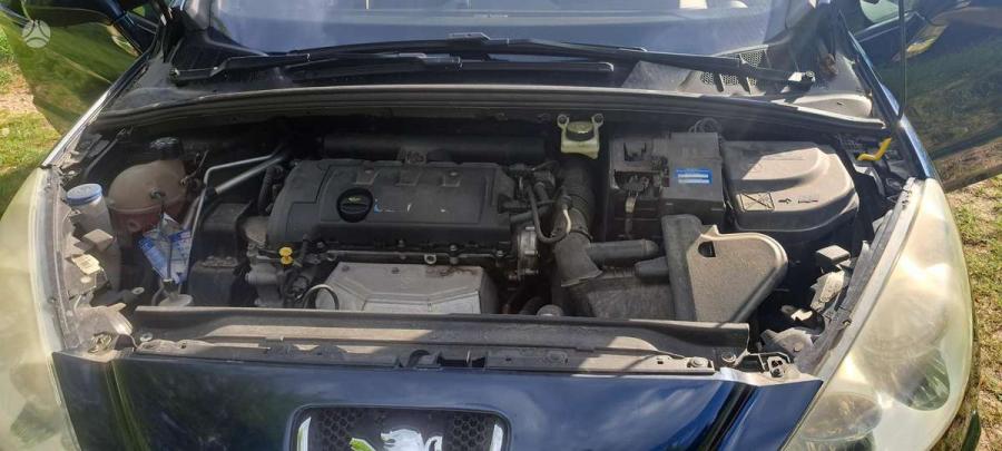 Zils Peugeot 308 2011 Viļņa, ar dzinēja tilpumu 1.60 L un nobraukumu 108 tūkst. km par 2680 €, foto 20 vietnē AUTOMOTO.COM.LV