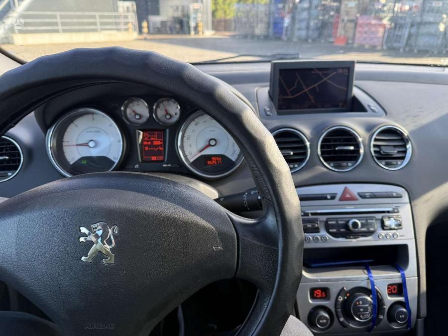 Blue Peugeot 308 2011 in Alytus, with an engine capacity of 1.56 L and mileage of 363 thousand km for 1700 €, photo 7 on AUTOMOTO.COM.LV