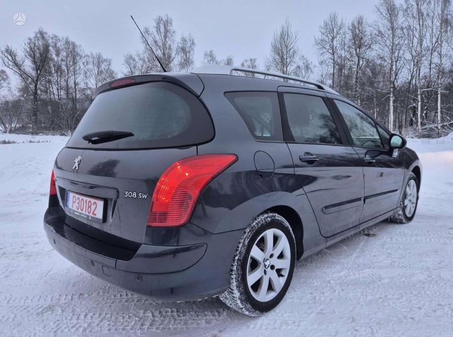 Blue Peugeot 308 2012 in Utena, with an engine capacity of 1.60 L and mileage of 23 thousand km for 2750 €, photo 8 on AUTOMOTO.COM.LV