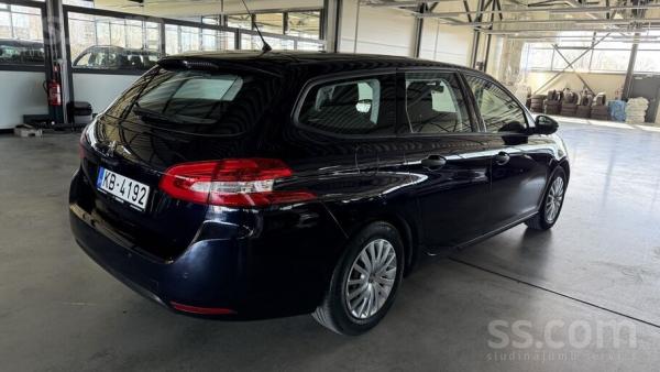 Blue Peugeot 308 2015 in Riga, with an engine capacity of 1.20 L and mileage of 95 thousand km for 4900 €, photo 4 on AUTOMOTO.COM.LV