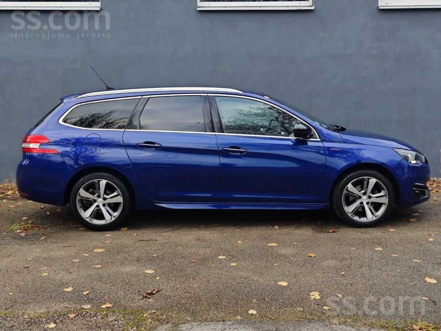 Blue Peugeot 308 2015 in Ogre, with an engine capacity of 1.20 L and mileage of 183 thousand km for 6750 €, photo 5 on AUTOMOTO.COM.LV