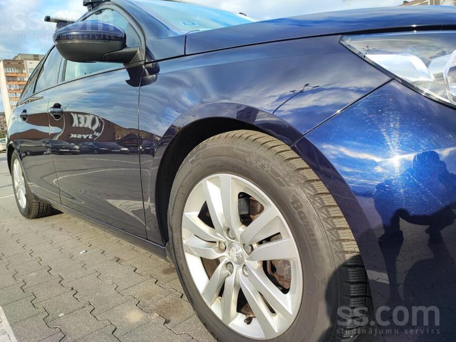 Blue Peugeot 308 2015 in Riga, with an engine capacity of 1.60 L and mileage of 220 thousand km for 5950 €, photo 9 on AUTOMOTO.COM.LV